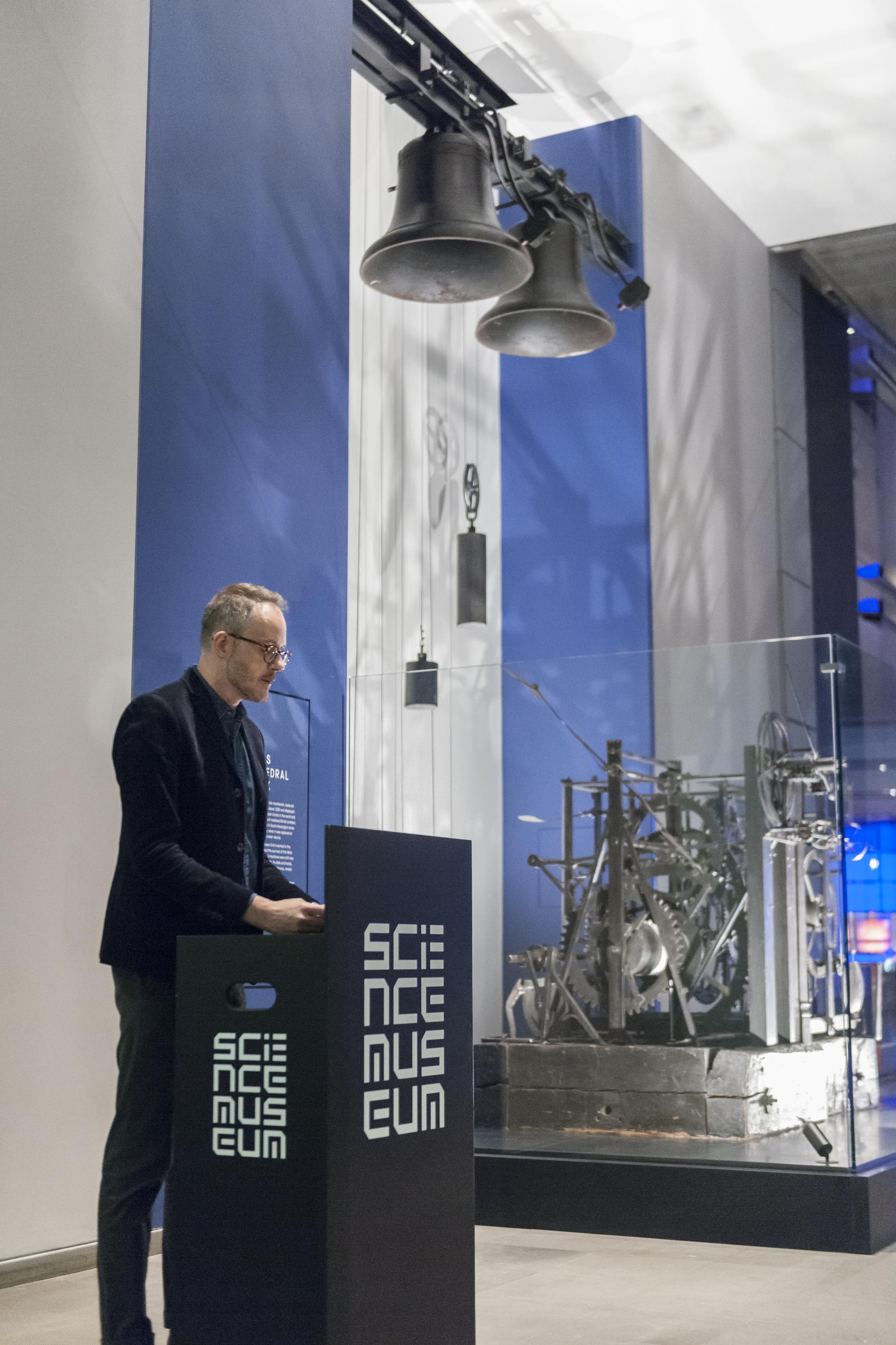 Step back in time: two historical clocks are re-displayed - Science ...