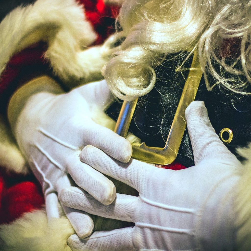 Disproving ten grumbles about the existence of Santa Claus - Science ...