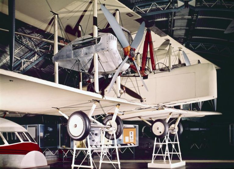The first flight on ionic wind - Science Museum Blog
