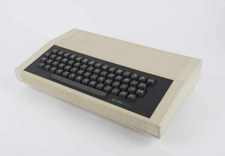 Celebrating Sophie Wilson and 40 years of the ARM microprocessor ...